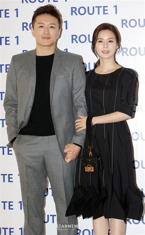 진태현♥박시은 세 딸 부모 됐다 아직 법적 입양은 No[스타이슈]