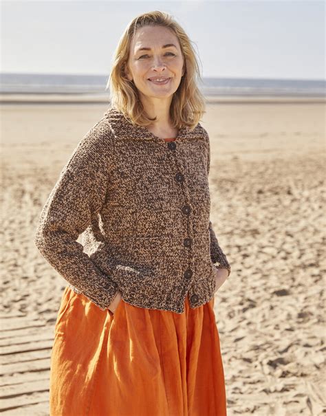 Coastal Path Cardigan Knitting Pattern Haworth Tweed Dk Sirdar