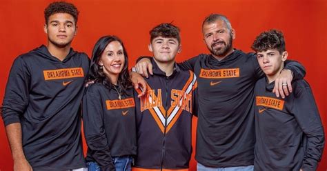 Bo Bassett Recruiting Update No 1 Wrestling Prospect Recaps Oklahoma State Visit Down To 11
