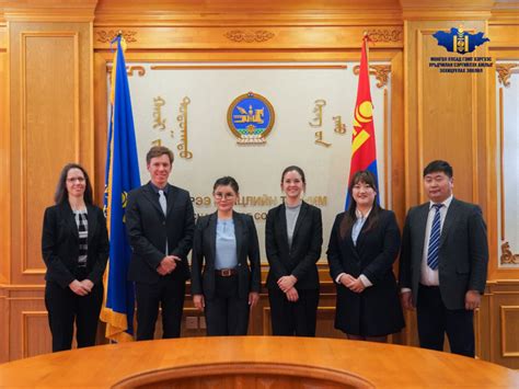 Хүүхэд хамгааллын түншлэлийн компакт гэрээний хэрэгжилтийг танилцуулах хамтарсан уулзалт болж байна