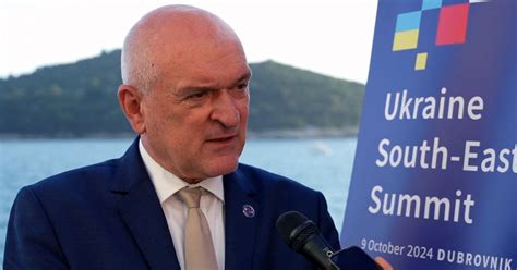 Служебният премиер от Ново село Всички знаят че е илюзия че няма купен вот Информационна