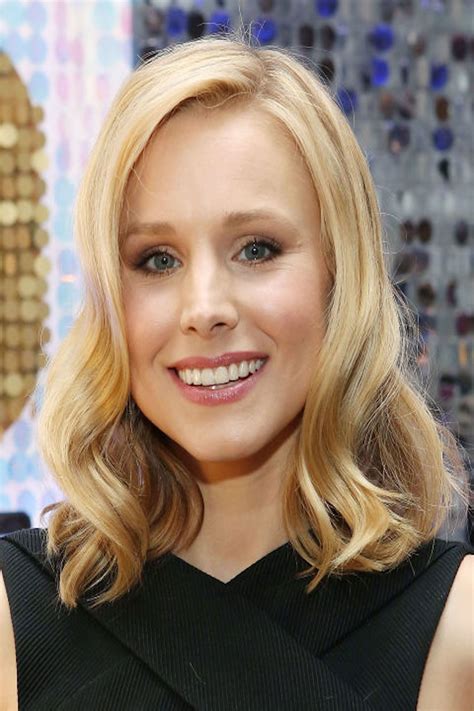 Female Celebrities With Dirty Blonde Hair And Blue Eyes