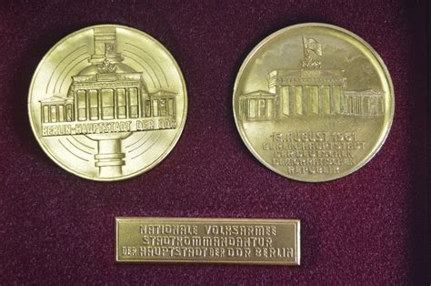 Купить Медали настольные, подарочный набор "Национальная Народная Армия ...