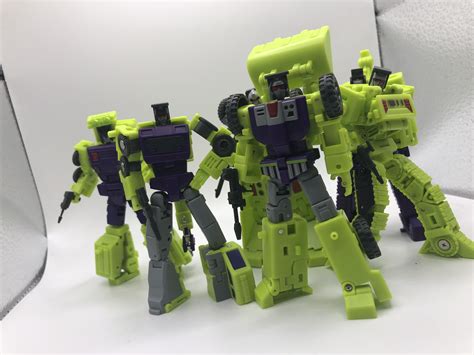 Transformers Descent Into Chaos 1 Fan Comic R Transformers