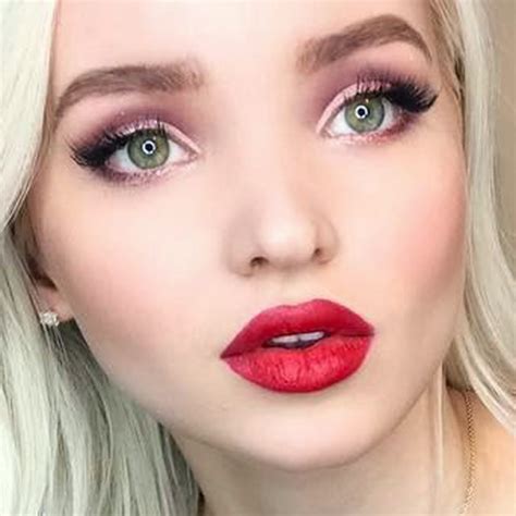 Dove Cameron Makeup White Eyeshadow And Pink Lip Gloss Steal Her Style