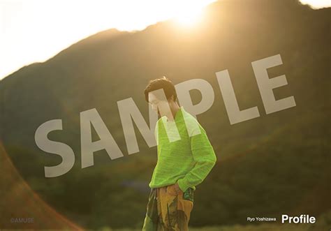 吉沢亮 デビュー15周年記念写真集『profile』2024年6月14日発売《 Loppi・hmv限定特典ブロマイド》 アート・エンタメ