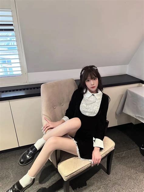 好想做爱啊啊啊 On Twitter 妈咪呀 我才不是什么乖女孩😈 女同 女m