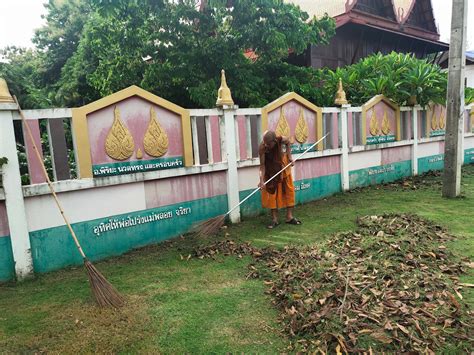 🌹🙏🌹 พัฒนาหน้าวัด🌹🙏🌹 วัดแห่งการให้ วัดสร้างสุข กองทุน ออมบุญวันละบาท วัดสวรรคาราม ในพระ