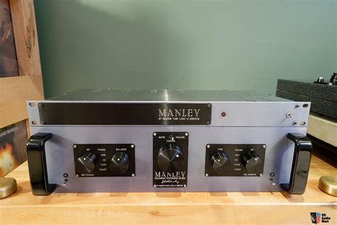 Vtlmanley Labs Reference Full Function Tube Preamp Wfloating