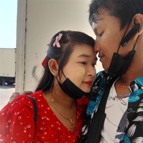 လျှာ သရမ်းတဲ့ အမကြီး😁 ချစ်ရင်followerလုပ်သွားပေးနော် မူရင်းpostတင်သူကိုကျေးဇူးတင်စွာဖြင့်ဂါရဝပ