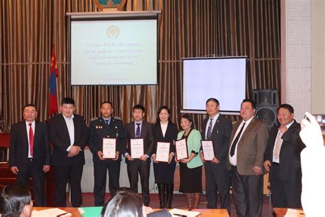 АЙМГИЙН ЗАСАГ ДАРГА ҮР ДҮНГИЙН ГЭРЭЭГЭЭ ДҮГНЭЛЭЭ