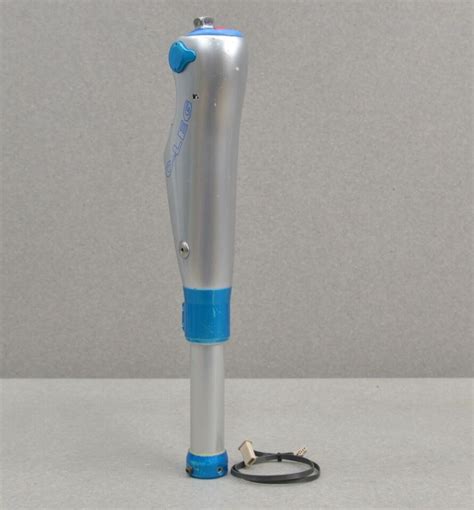 Used Otto Bock Ottobock C Leg 3c98 Microprocessor Prosthetic Knee 2006 W 2r90 Tube Adapter