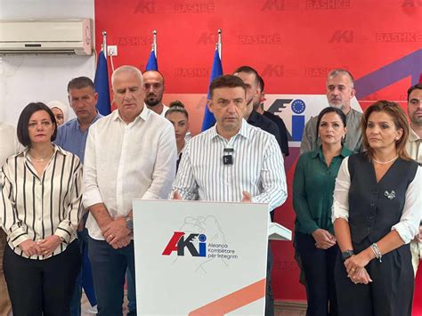 Бујар Османи Изет Меџити мора да си поднесе оставка 360 степени