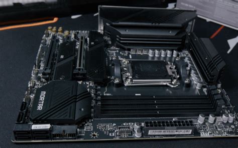 MSI MAG B650M Mortar WiFi review: For small builds on a budget | PCWorld