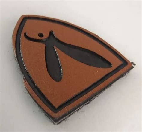 Black And Brown 2mm Shield Leather Patch Label At ₹ 170piece In