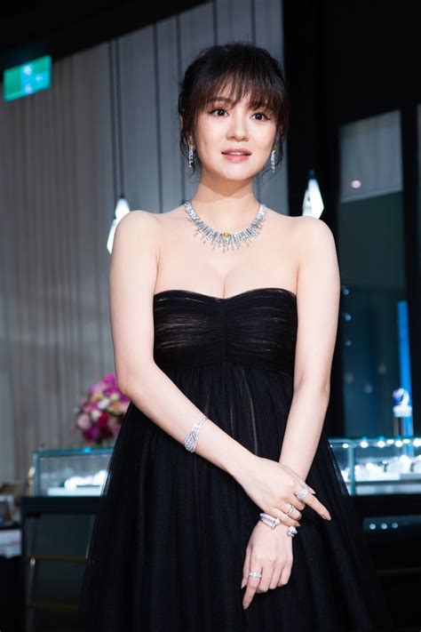 Fbcyswmfcr🌐 安以轩生图合集 明星生图 骚女 写真 China 资源 网盘资源 反差 明星