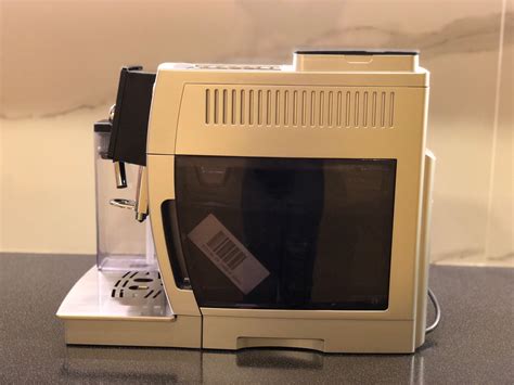 Автоматическая Кофемашина / Espressor automat Delonghi Cappuccino