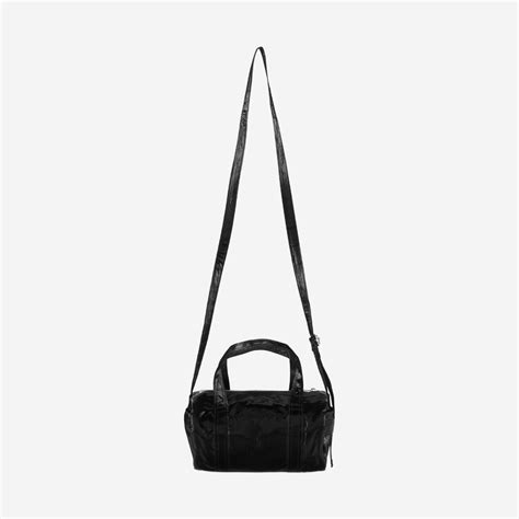 마뗑킴 글로시 로고 스포티 미니 더플백 블랙 Matin Kim Kream