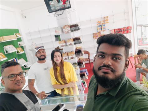 වාසියටම කොරියන් Phone එකක් Sanjee Cheonan Phone Shop