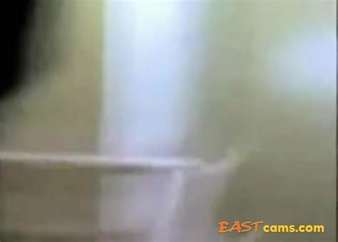 Skodeng Awek Tudung Kat Tangga Part