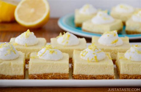 Easy Lemon Cheesecake Bars Recipe