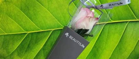 “谢谢你，我爱你！” 女神 美德 笑靥