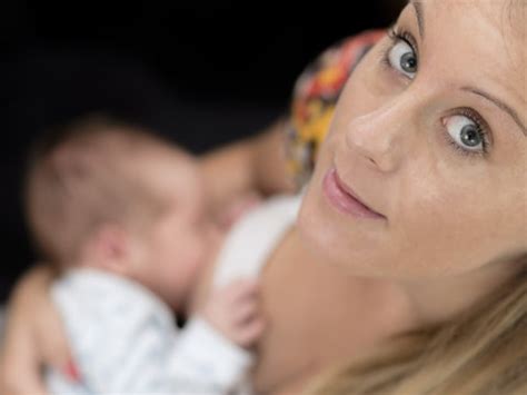 Junge Mutter Images Browse Stock Photos Vectors And Video Adobe Stock