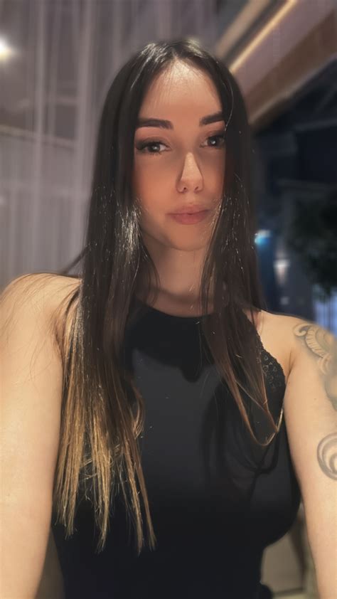 Diana Exclusive Content On Boosty