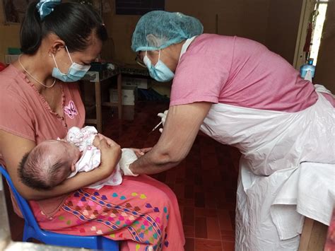 ကျိုက်မရော၌ မွေးကင်းစမှအသက် ၂ နှစ်အောက်ကလေးများနှင့် ကိုယ်ဝန်ဆောင်မိခင်များ အားပုံမှန်ကာကွယ