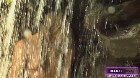 Deluxedivas Kara Novak And Cheyenne Cooper Have Fun With A Dildo Outside Eporner
