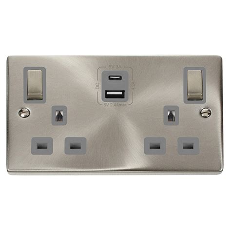 Click Deco Satin Chrome Double Plug Socket With Usb A And C Charging