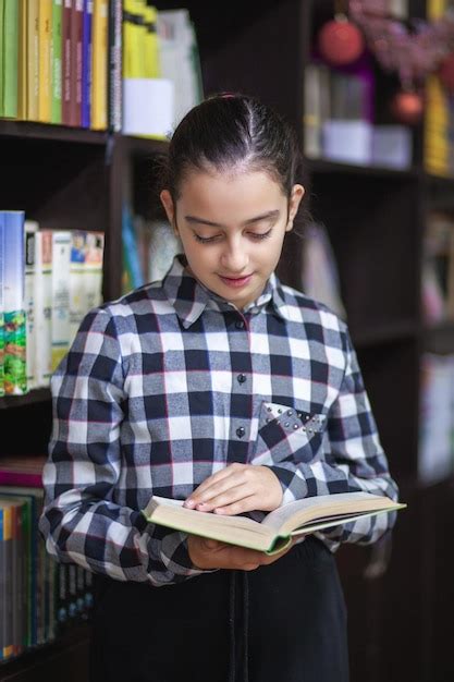 Page 5 Tween Library Images Free Download On Freepik