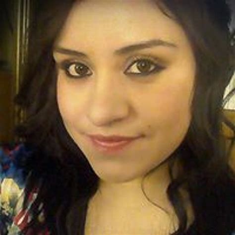 Stream Vanessa Flores 86 Music Listen To Songs Albums Playlists For Free On Soundcloud