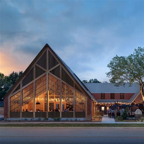 Michael Hsu Completes Cosy Japanese Restaurant Uchiko Houston