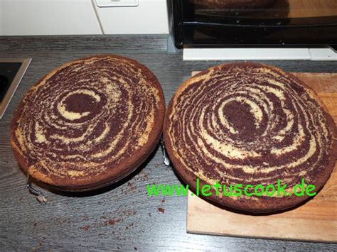 ზებრა ჟოლოთი Let Us Cook