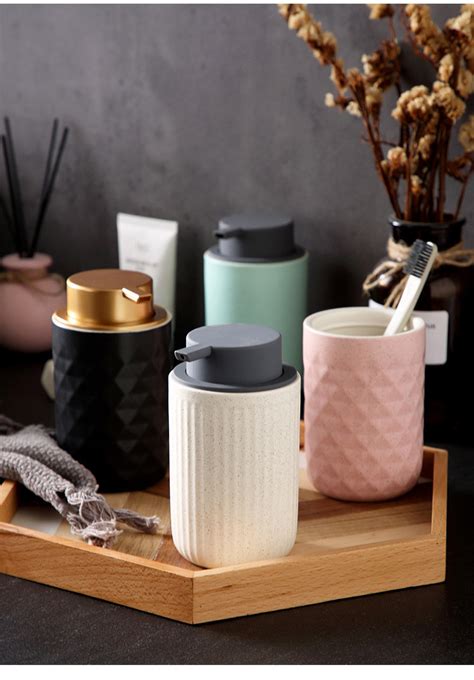 Керамични бутилки за баня Буркани с шампоан Балсам за коса Дозатори за течен сапун Стъклен