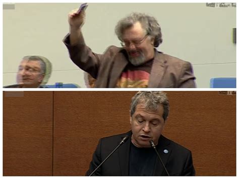 УНИКАЛНО ШОУ Скандал в парламента с Манол Пейков за руските песнички малките писалки и