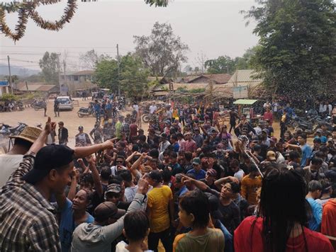 မအီမြို့၌ မဟာသင်္ကြန်အကြတ်နေ့ အတာရေသဘင်ပွဲ အေးချမ်းပျော်ရွှင်စွာဆင်နွှဲ