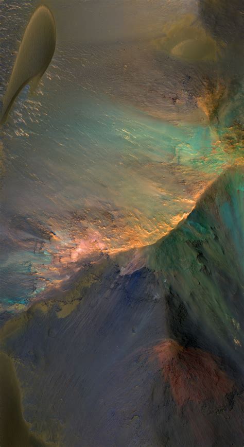 Hirise Views The Colorful Hills Of Juventae Chasma
