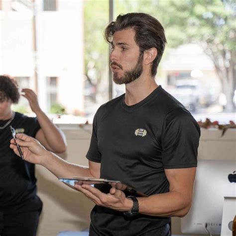 What Is A Negative Bicep Curl Benefits How To And Tips Community