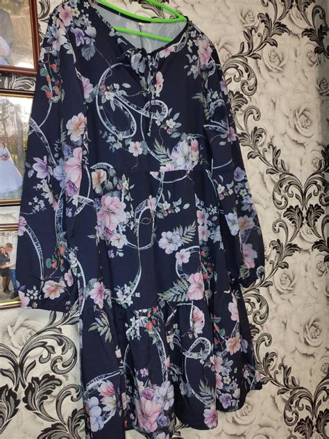 Сукня — ціна 300 грн у каталозі Короткі сукні Купити жіночі речі за доступною ціною на Шафі