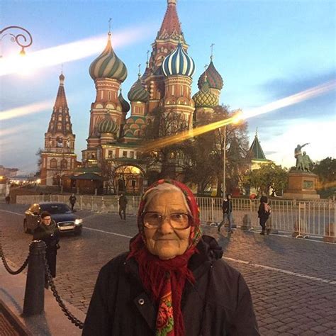Здравствуйте, дорогие друзья! Знакомьтесь, это наша 89-летняя бабушка ...