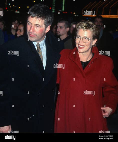 Alec Baldwin Kim Basinger 1992 Ph John Barrett Photolink Courtesy Everett Collection Alec