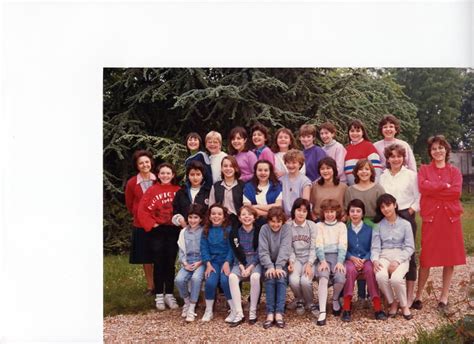Photo De Classe 6e Jaune 1983 1984 De 1983 Collège Notre Dame De La