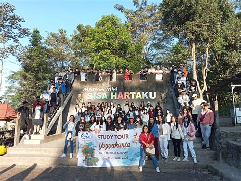 Smpk Trimulia On The Museum Merapi Sekolah Kristen Trimulia Facebook