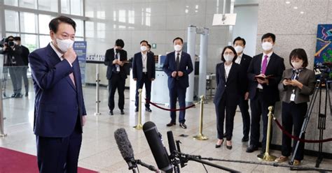 언론인들 尹 대통령 비속어 파문 공개 간담회 하자 전문