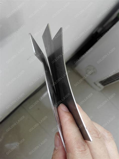 섬유 레이저 1000w Cnc 금속 레이저 절단기 의 고품질 섬유 레이저 1000w Cnc 금속 레이저 절단기