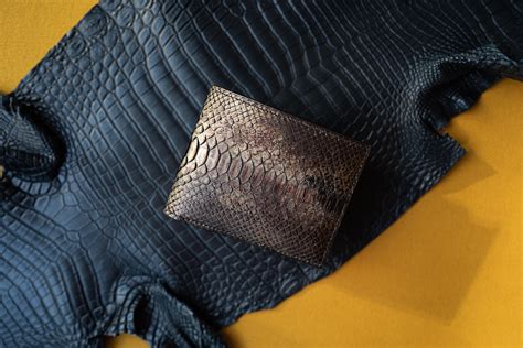 Iridescent Python Bi Fold 8cc Wallet Rleathercraft