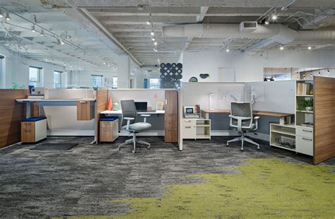 What To Consider When Designing A Workstation Layout Roi Office