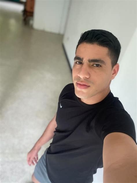 Te Envío Una Foto Hola Disculpa Por Molestarte Solo Quería Ser Tu